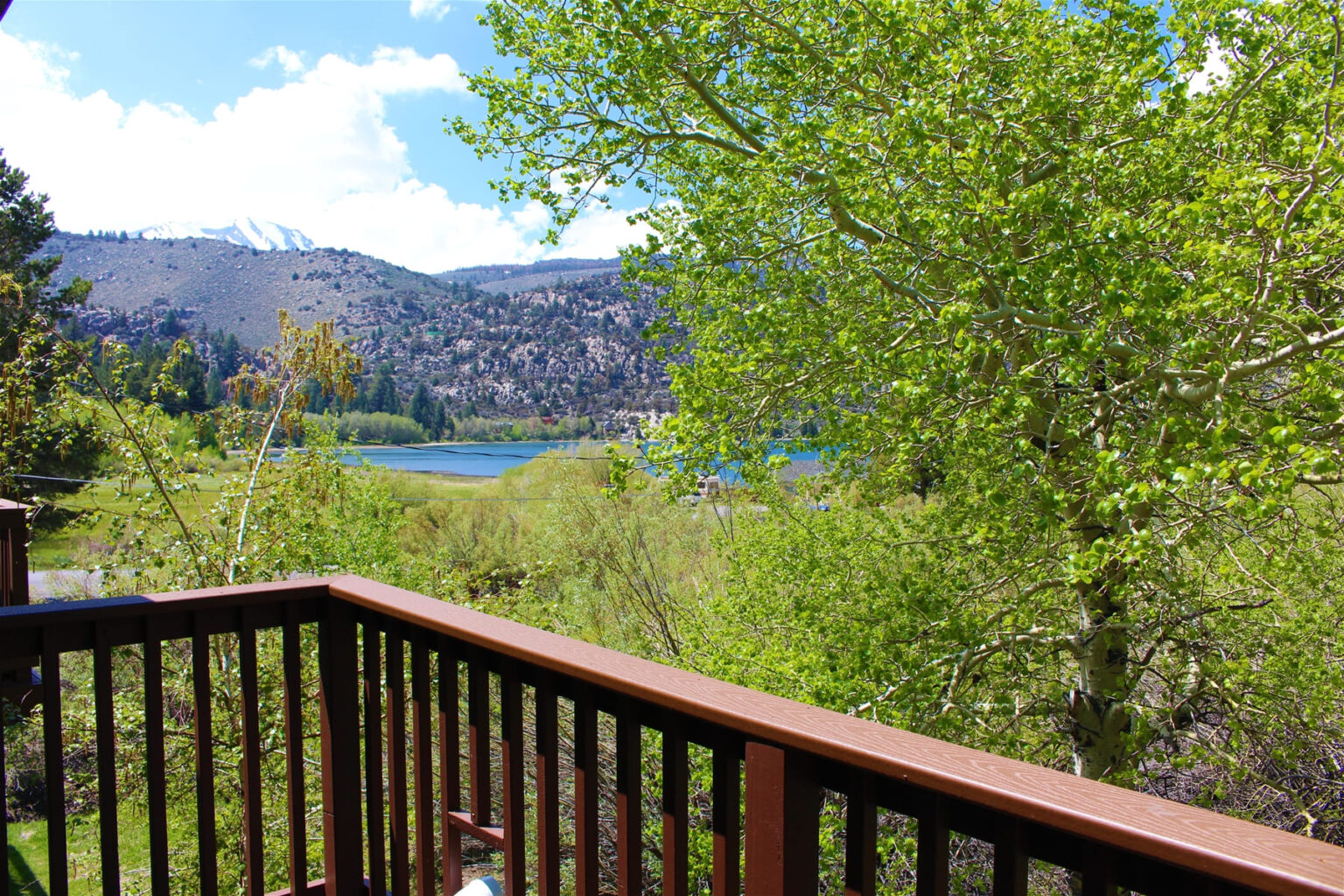 June Lake vacation homes and cabins - June Lake Accommodations